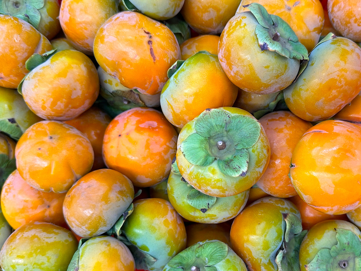 Fresh Fuyu Persimmon - 1 Pound (Khormaloo) – Kalamala